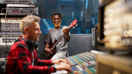 EP vs LP Music: What’s the difference? - ONEFLO ENTERTAINMENT